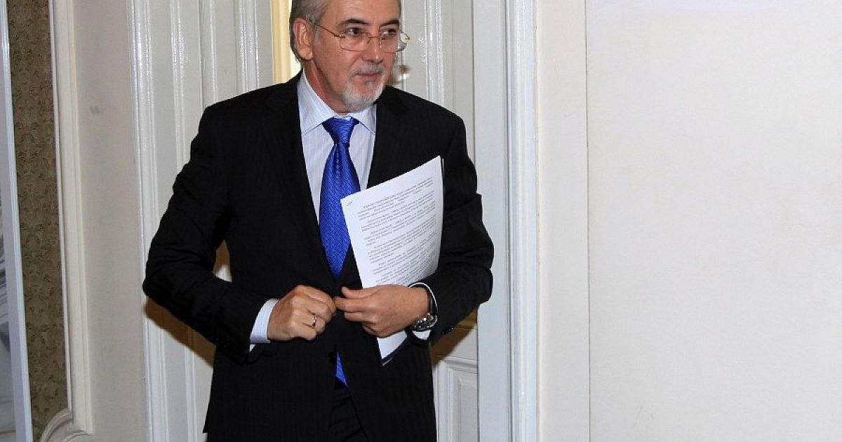 Местан към Иванов: За година и половина- нищо реформаторскo - Политика ...