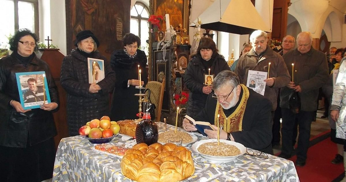 Добрич почете паметта на загинарите във влака София - Кардам - Моят ...