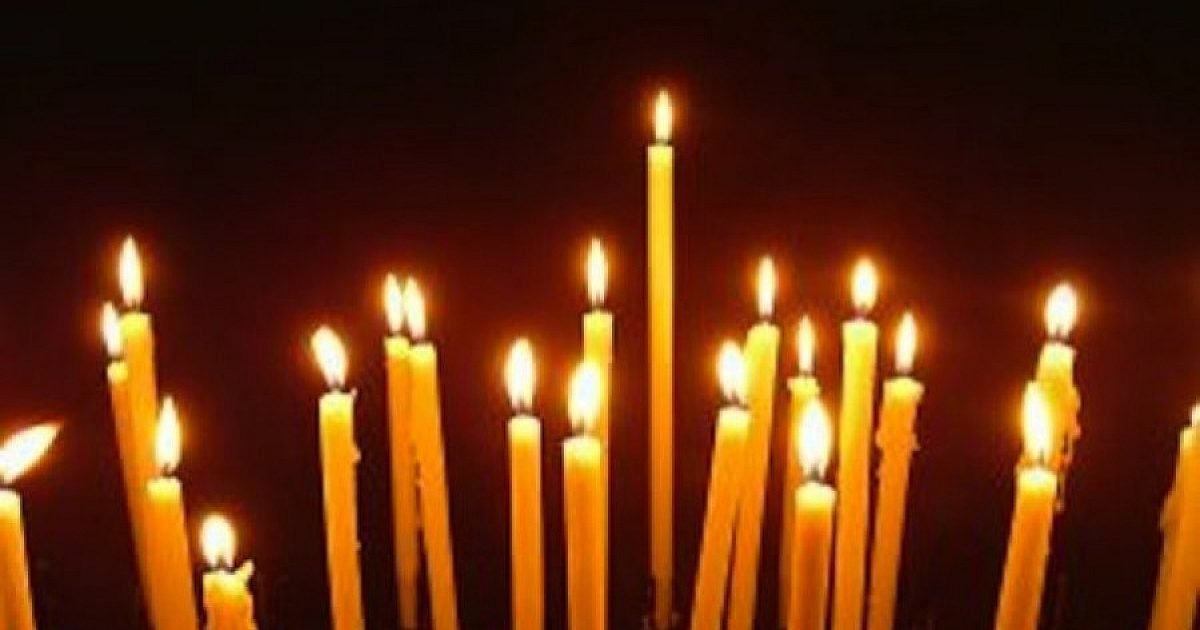 Закъснява самолетът с Благодатния огън от Божи гроб - Любопитно ...