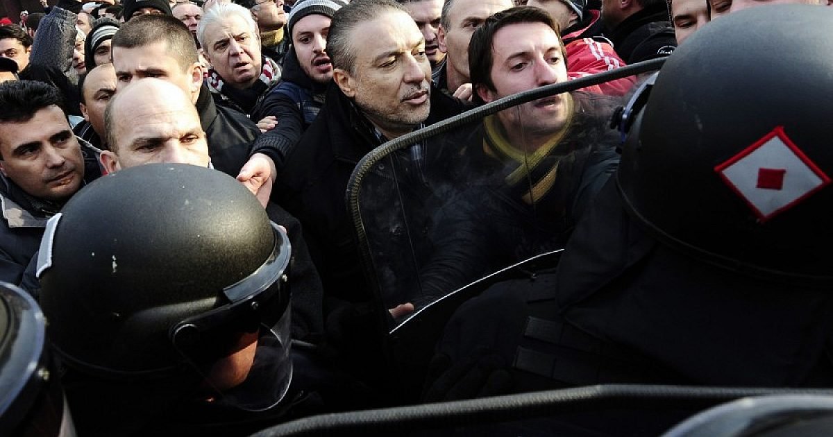 Македония на бунт срещу властта - Свят — Новини Стандарт