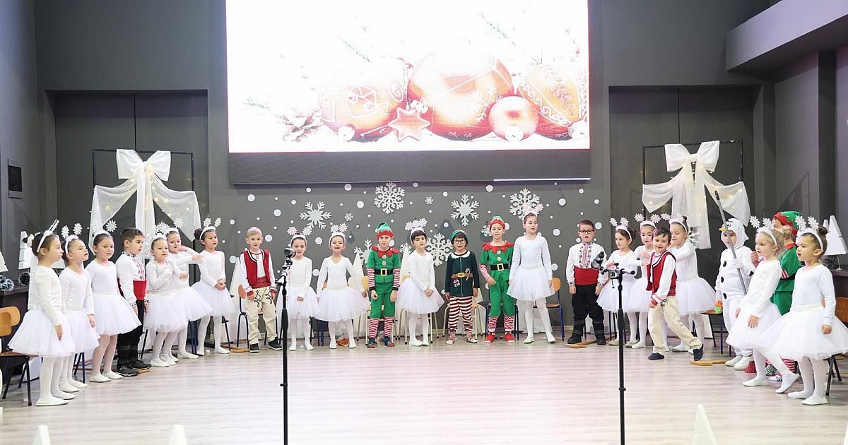 Как малкото училище в Банско стана голям пример за качествено ...