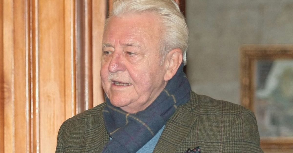 Скандална атака на Асен Агов! Къде прати България - Общество — Новини ...
